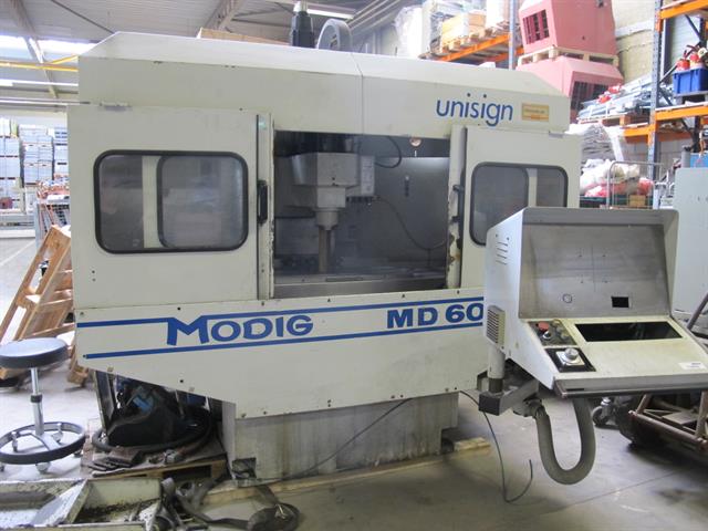 CNC freesbank Modig MD6003 met wisselstation - Memax, Online veiling ...