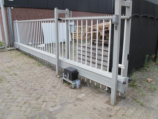 rolpoort elektrisch b6300 x h1600mm - Memax, Online veiling van metaal ...
